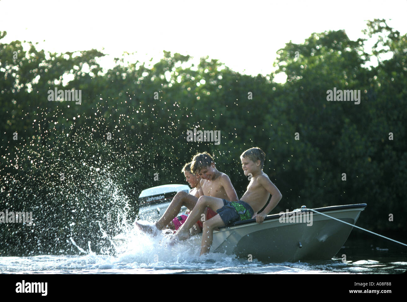 Children splashing Stock Photo - Alamy