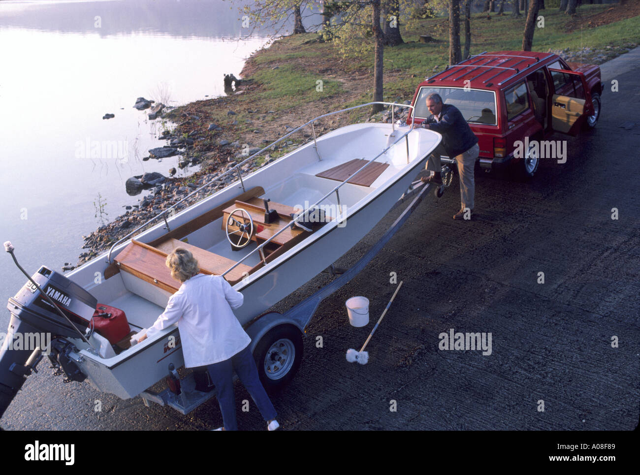 Getting ready to launch a boat Stock Photo - Alamy