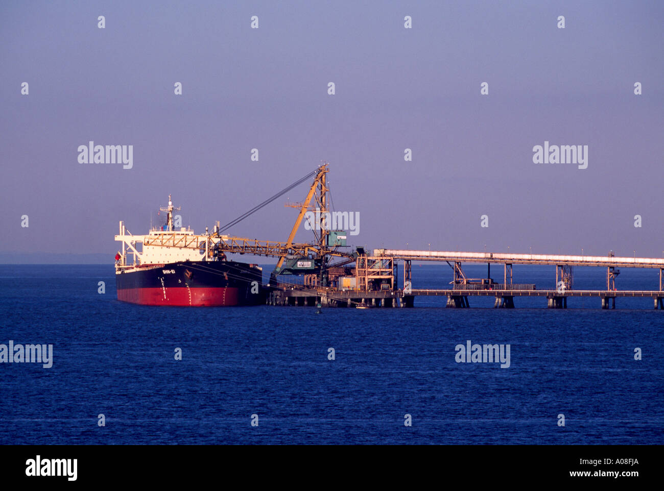 Roberts bank vancouver hi-res stock photography and images - Alamy