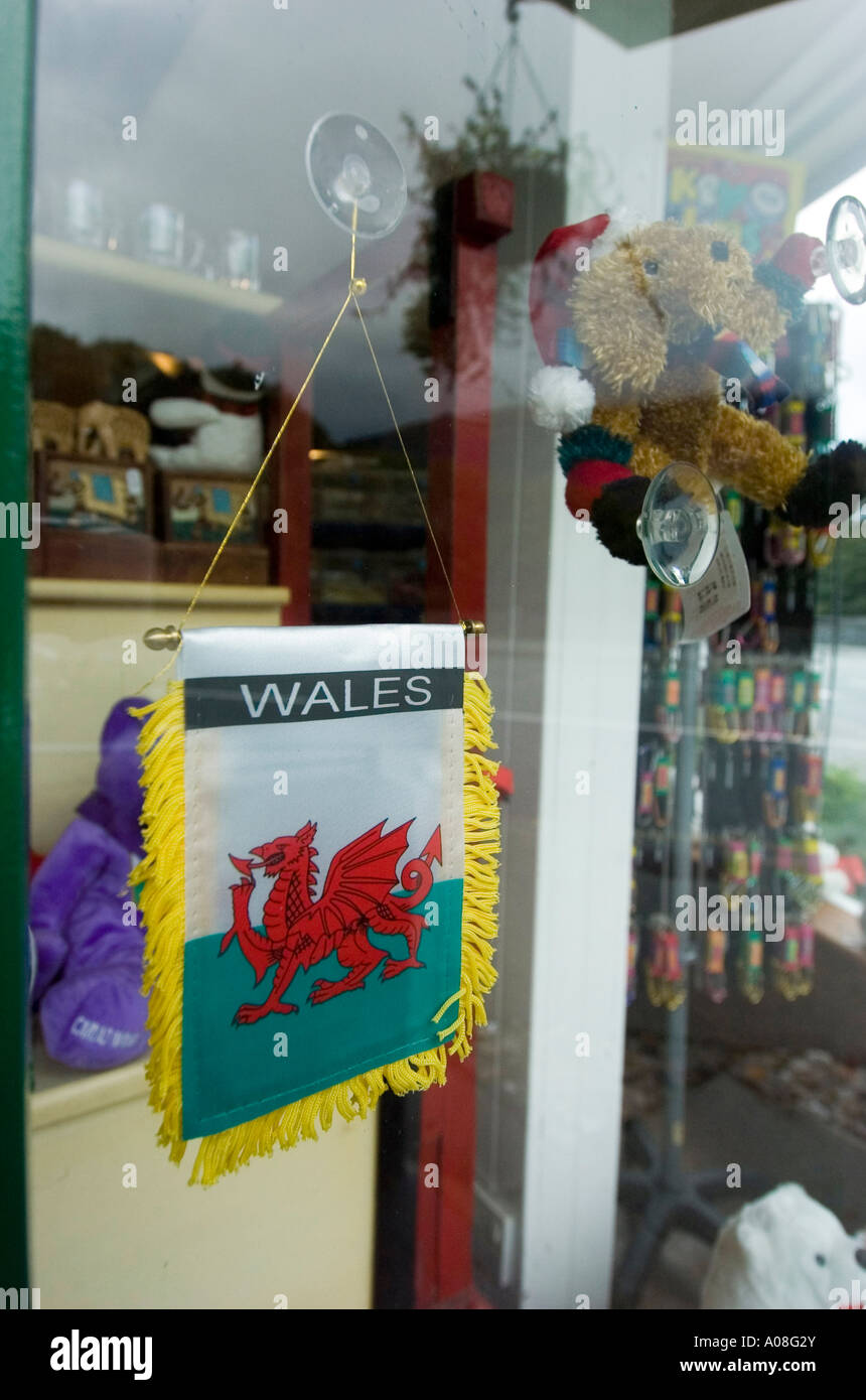 The town of llanberis in snowdonia hi-res stock photography and images ...