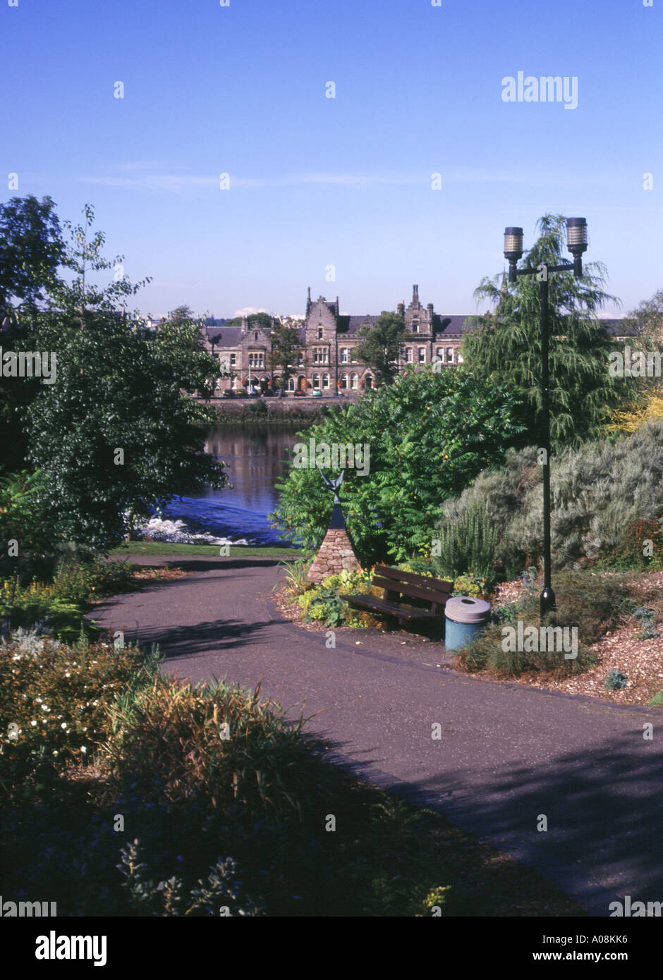 dh Rodney gardens PERTH PERTHSHIRE Path gardens seat and river Tay park ...