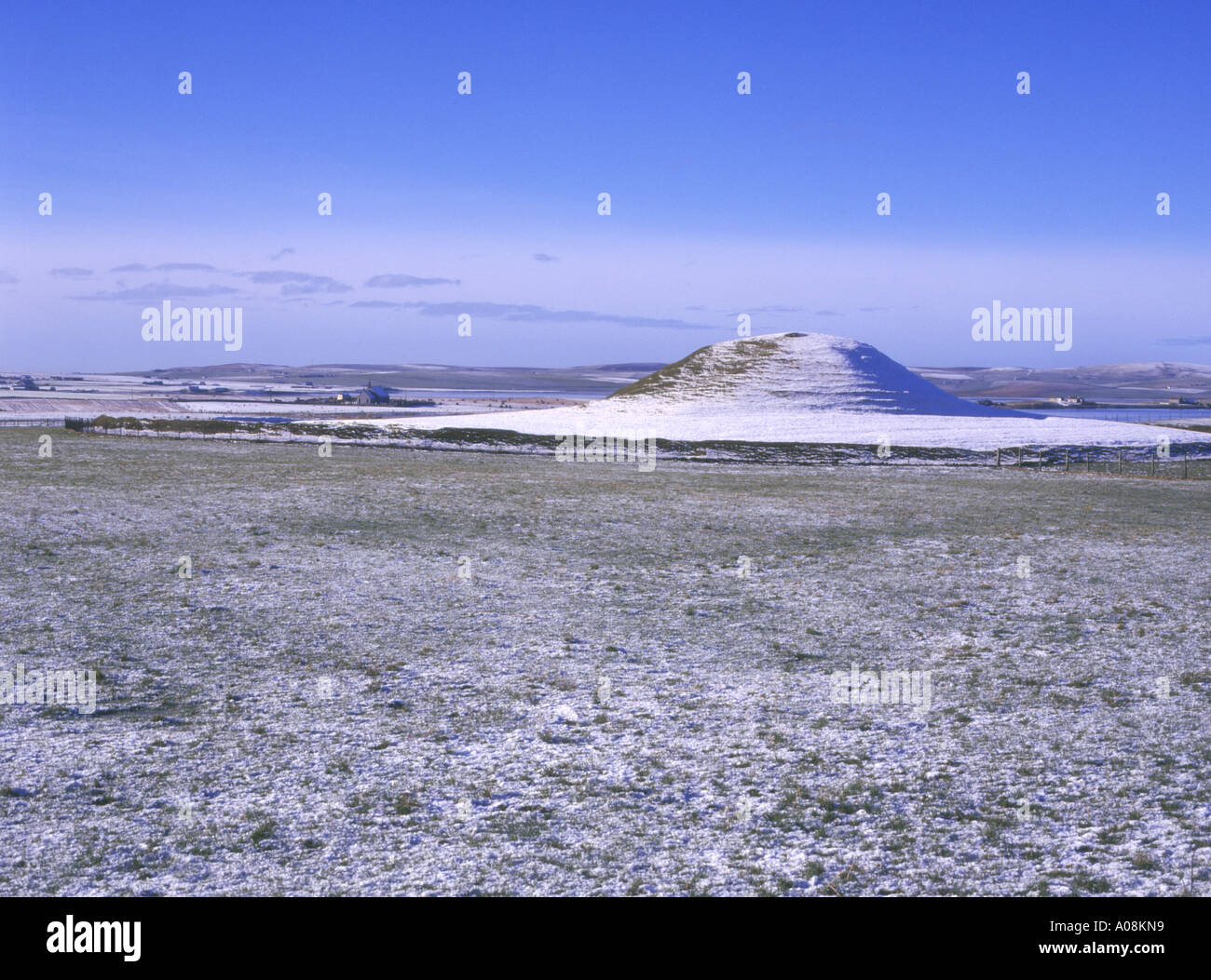 Maeshowe burial chamber orkney hi-res stock photography and images - Alamy