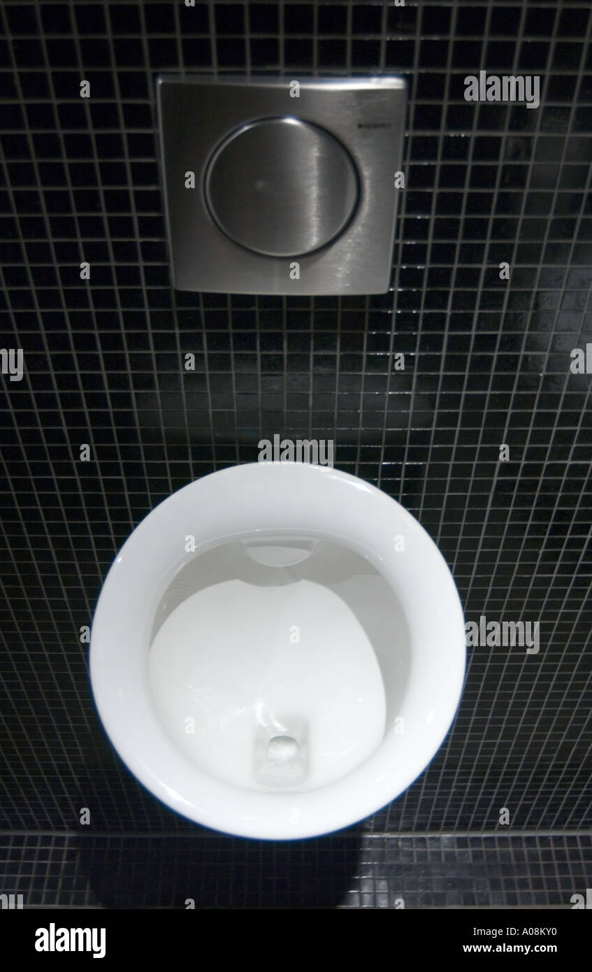 Male pissoir pissoir hi-res stock photography and images - Alamy