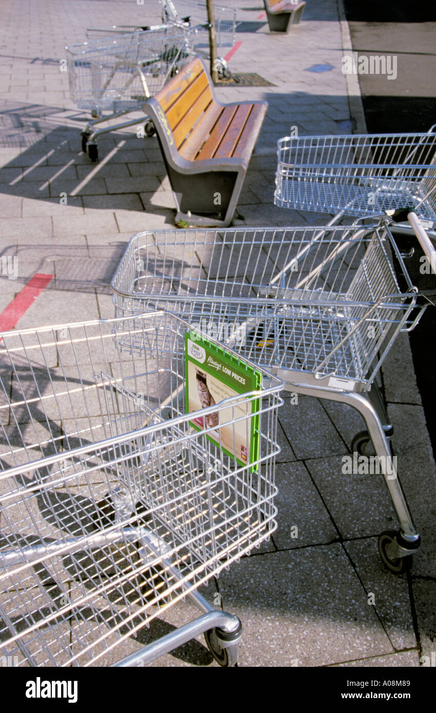 Asda shopping basket hi-res stock photography and images - Alamy