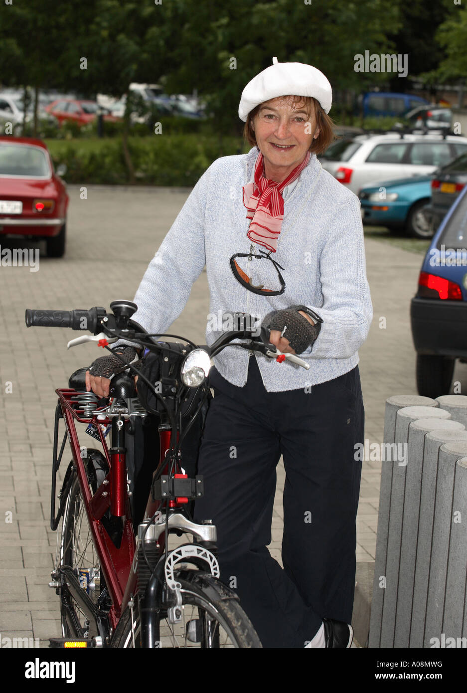 Cylist hi-res stock photography and images - Alamy