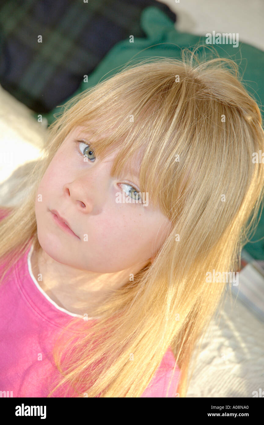 Window lit portrait of girl Stock Photo - Alamy