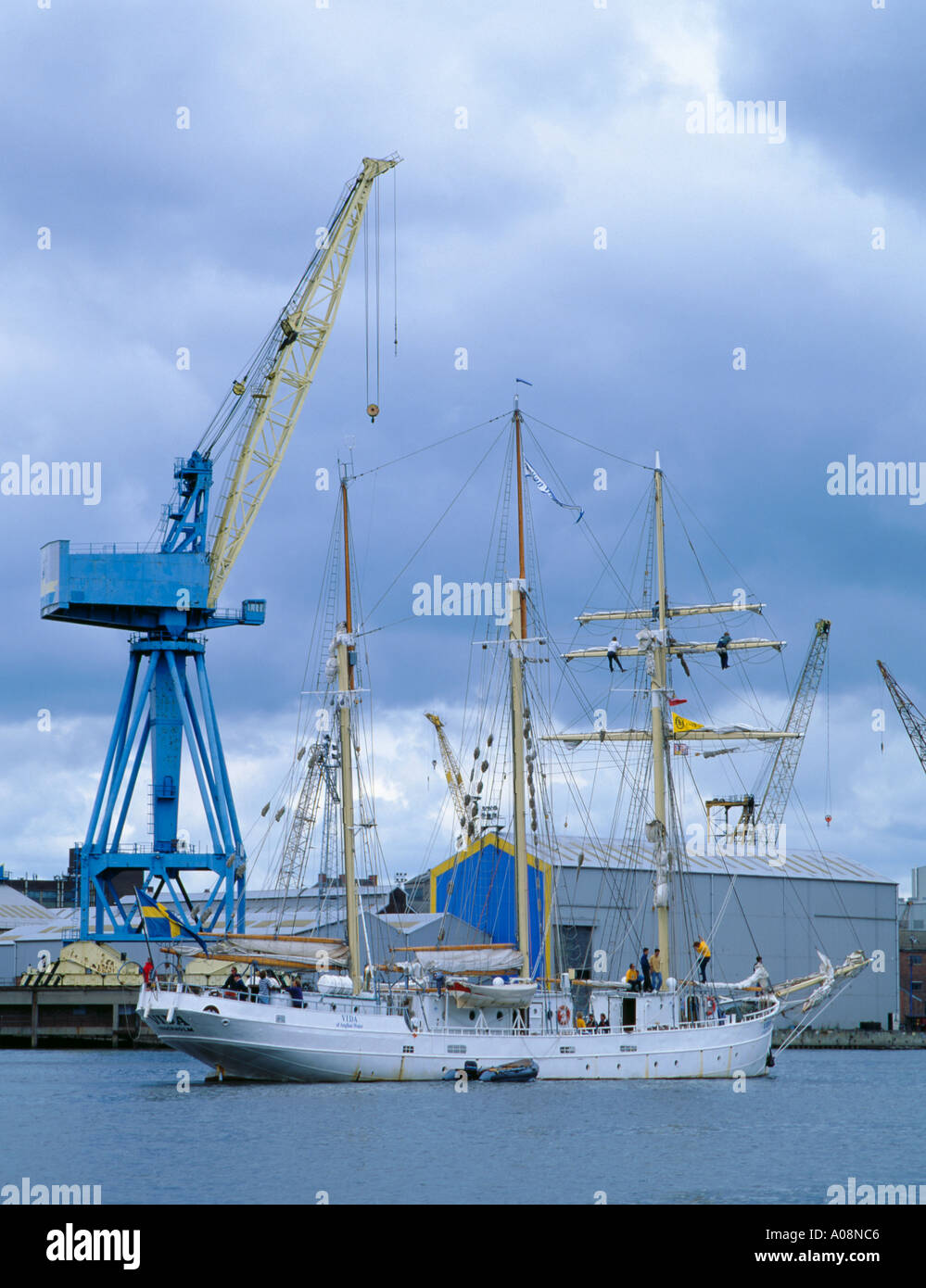 Swedish tall ship Vida sailing down the River Tyne at the start of a ...