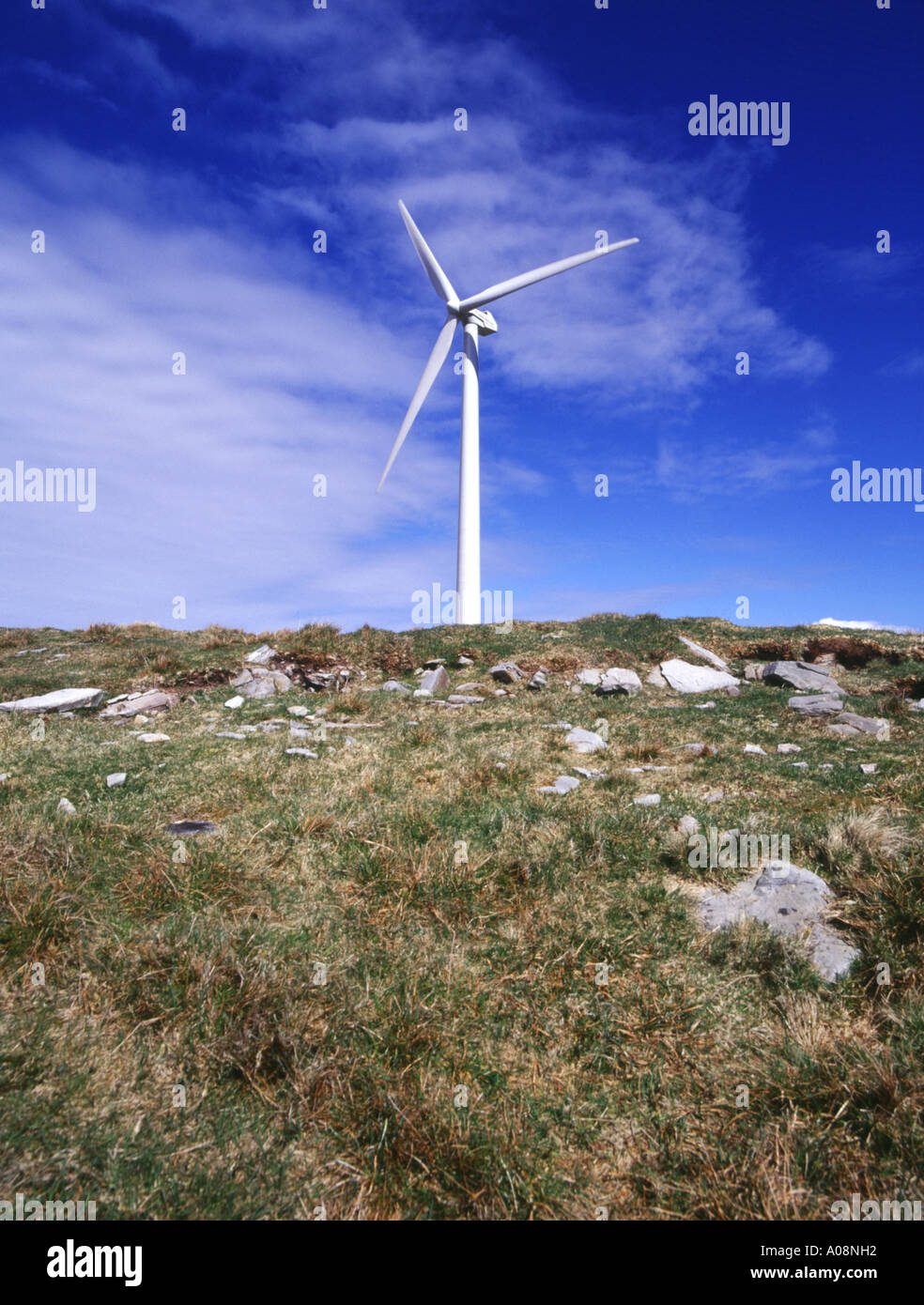 dh Burgar hill Orkney WIND TURBINES UK Wind turbine NEG Stock Photo - Alamy