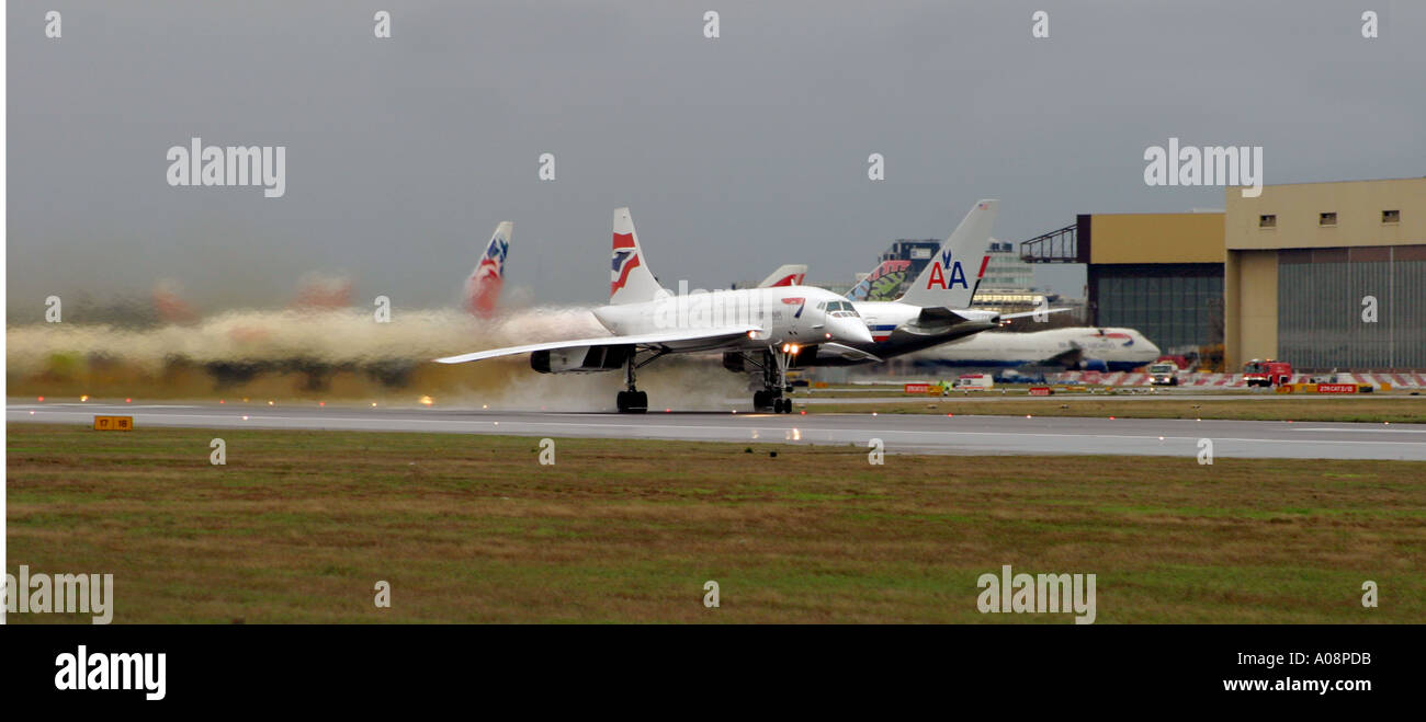 Concorde last flight hi-res stock photography and images - Alamy