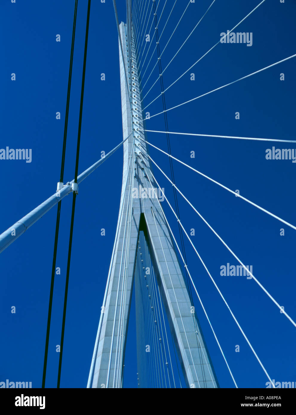 Triangular support structure hi-res stock photography and images - Alamy