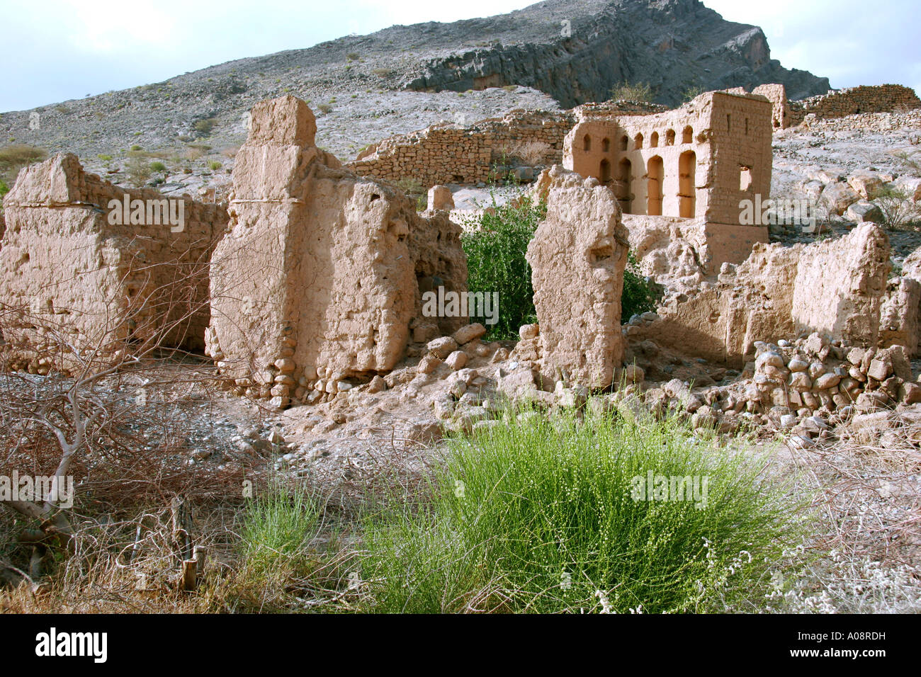 Oman Ruinendorf Wadi Tanuf, The ruins of the old village of Tanuf Oman ...