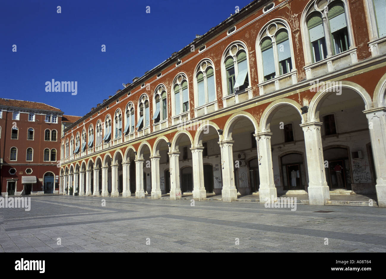 Split square croatia vertical hi-res stock photography and images - Alamy