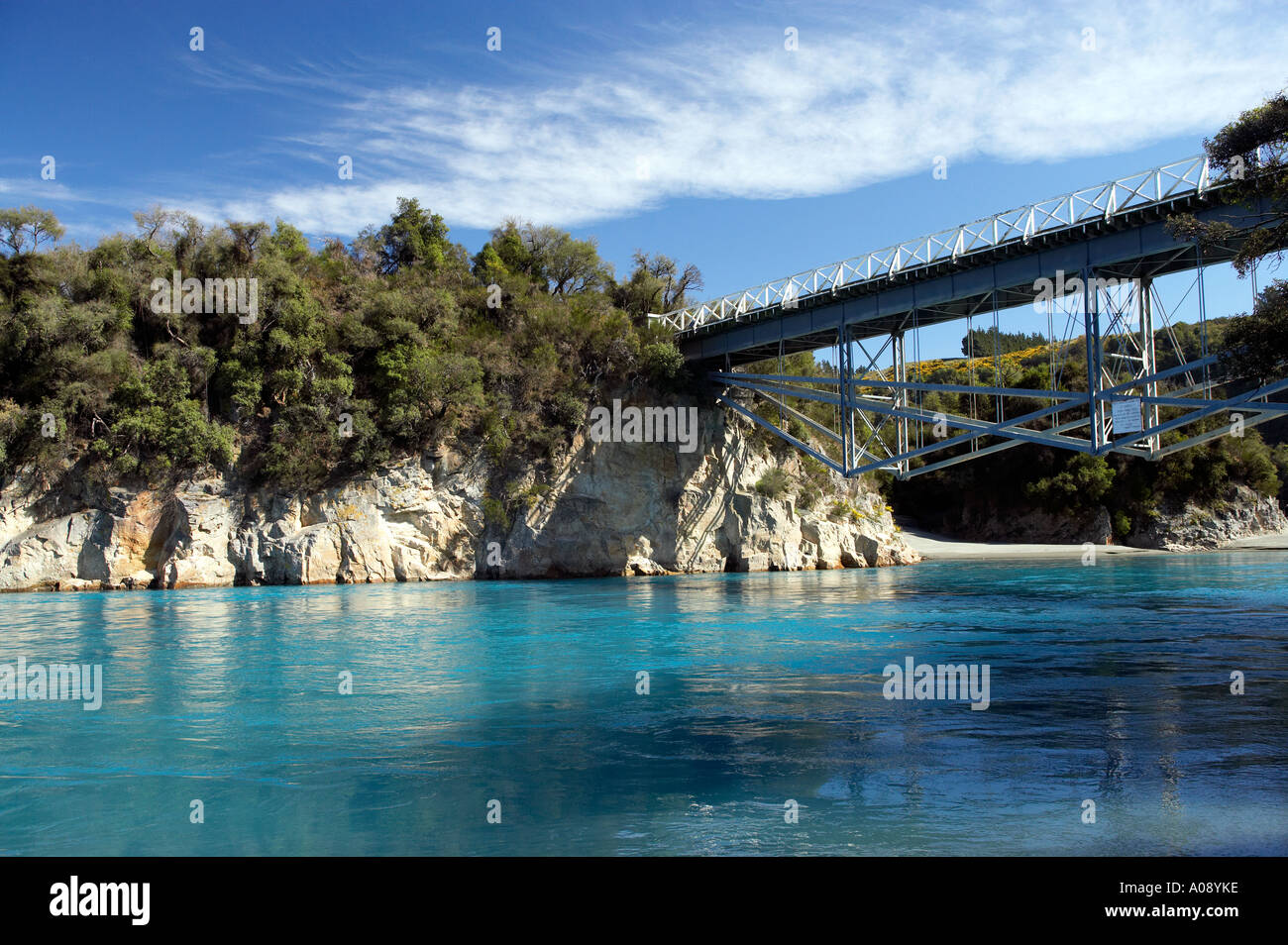 Rakaia gorge bridge rakaia gorge bridge hi-res stock photography and ...