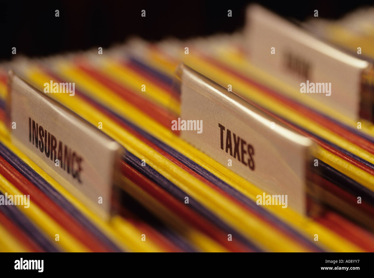 Filing paper folders home hi-res stock photography and images - Alamy