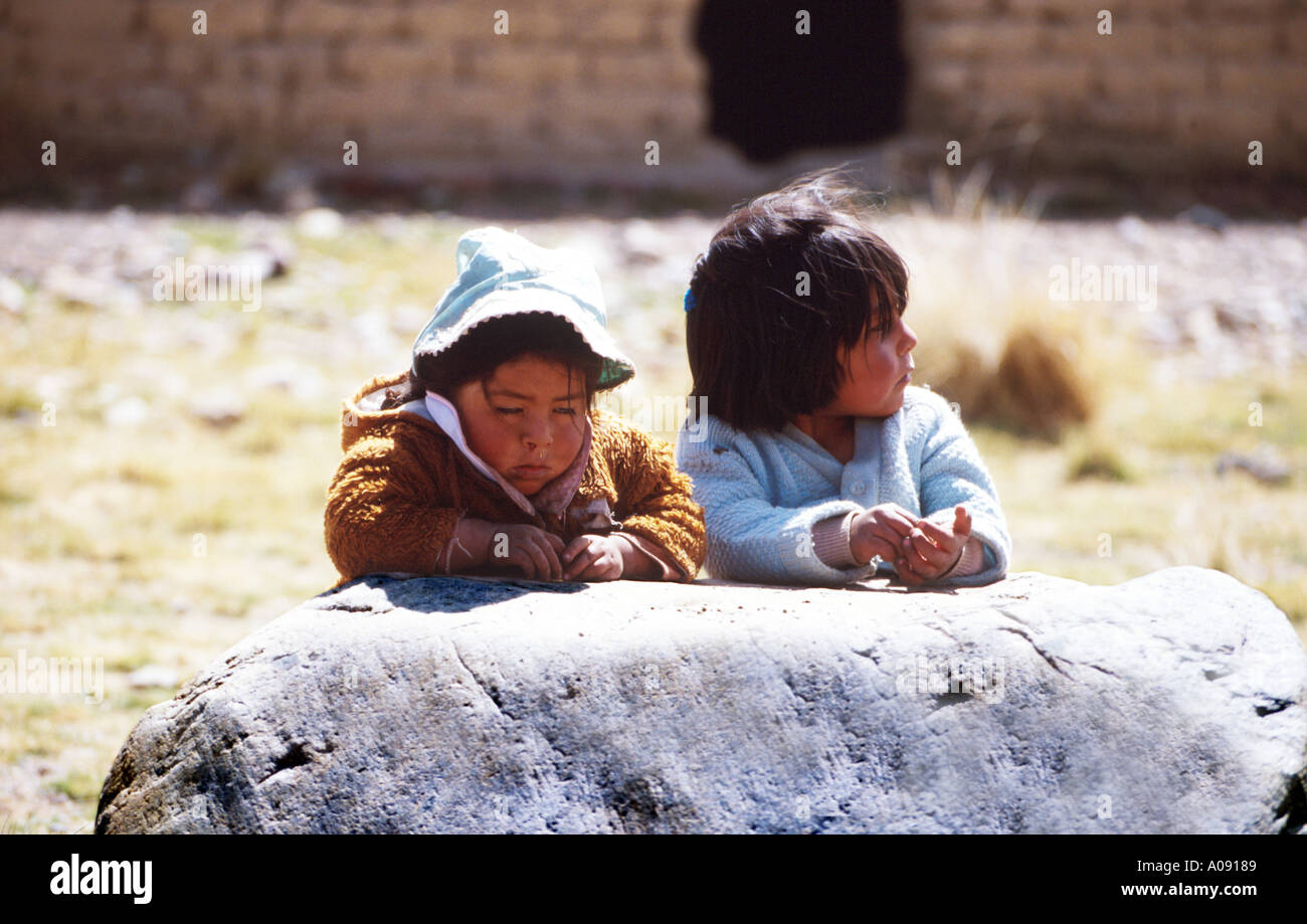 Poor Peruvian Children, Cusco, Peru, South America Stock Photo - Alamy