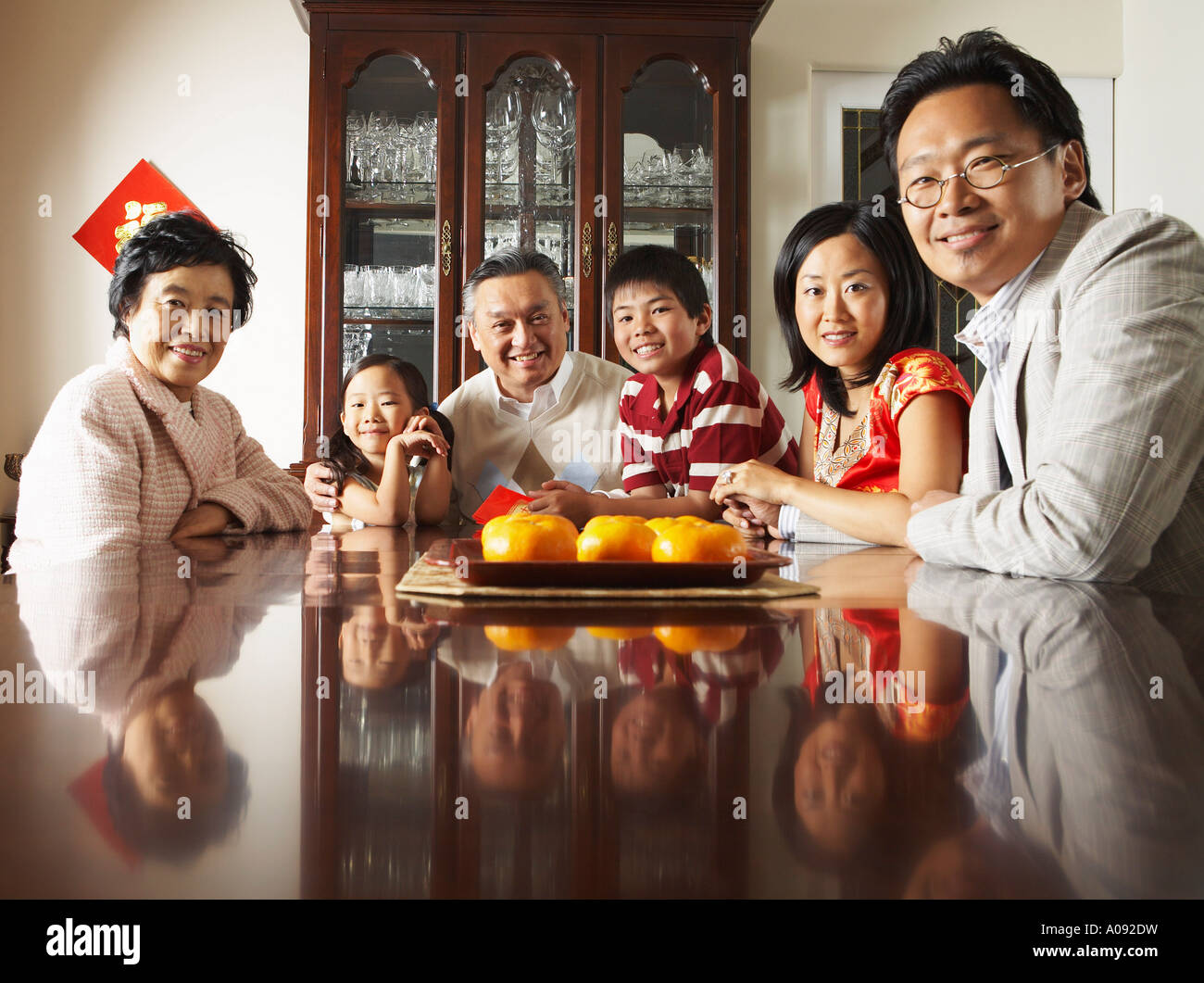 Chinese Family Lifestyle Rich High Resolution Stock Photography and ...