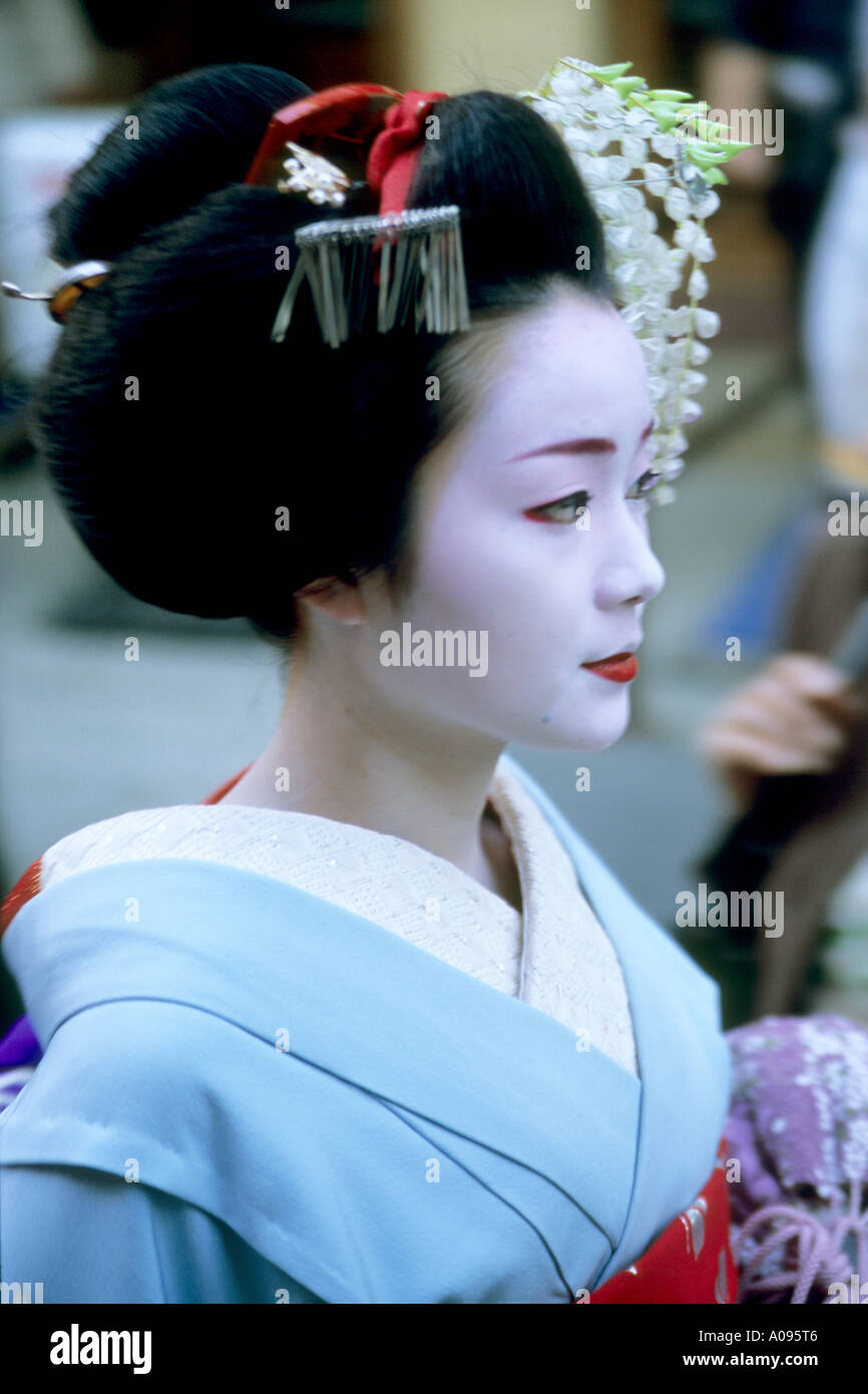 My geisha hi-res stock photography and images - Alamy