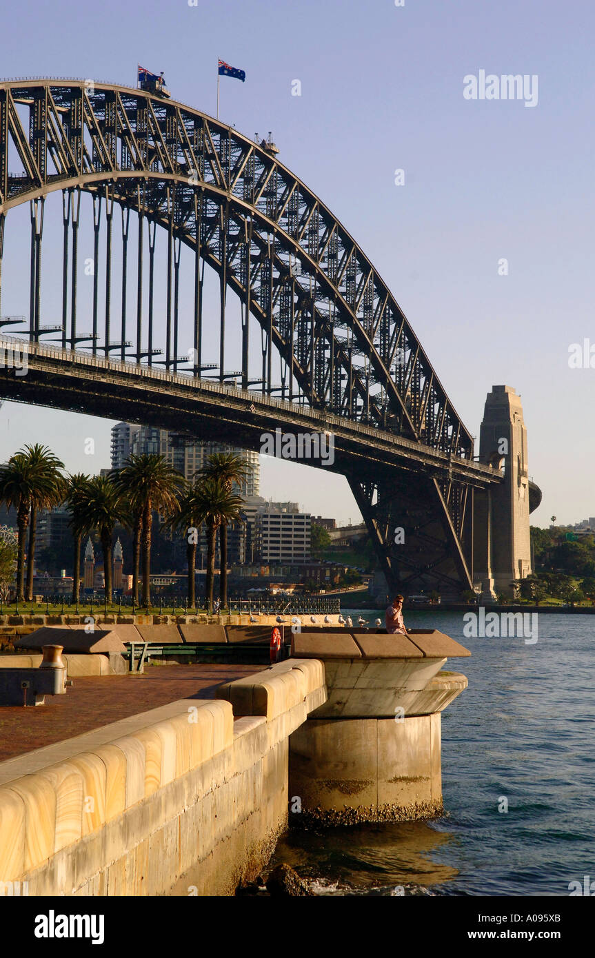 The arch of Sydney Harbour Bridge Stock Photo - Alamy