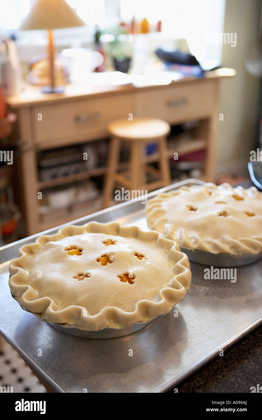 Peach pan pie hi-res stock photography and images - Alamy