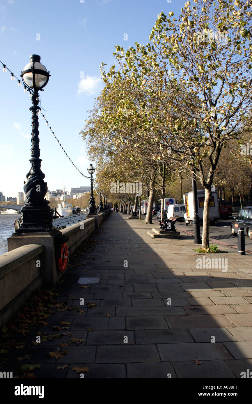 Victoria Embankment London Stock Photo - Alamy