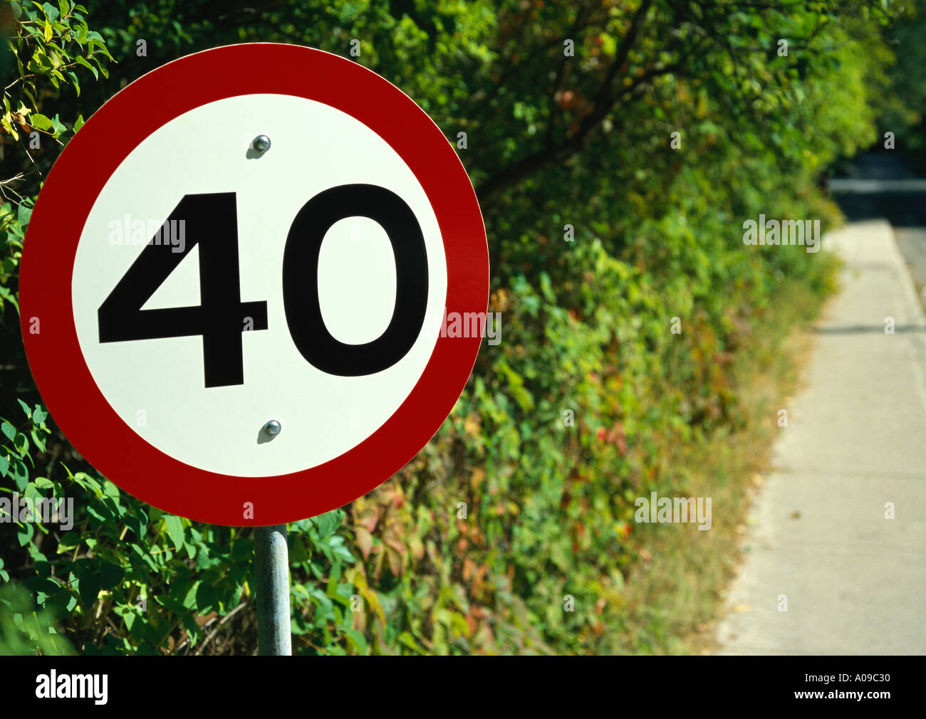 Maximum speed 40 hi-res stock photography and images - Alamy
