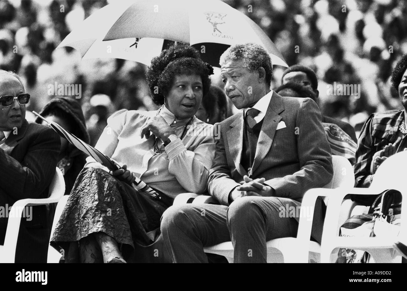 Nelson Y Winnie Mandela Nelson Mandela And Winnie Mandela As He Is