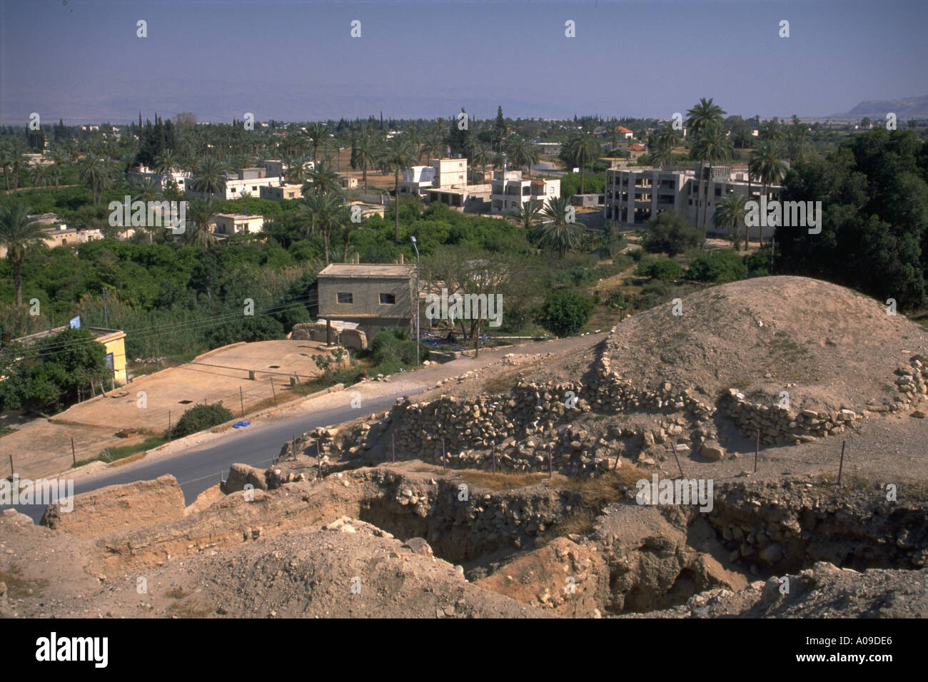 jerico israel wall Stock Photo - Alamy