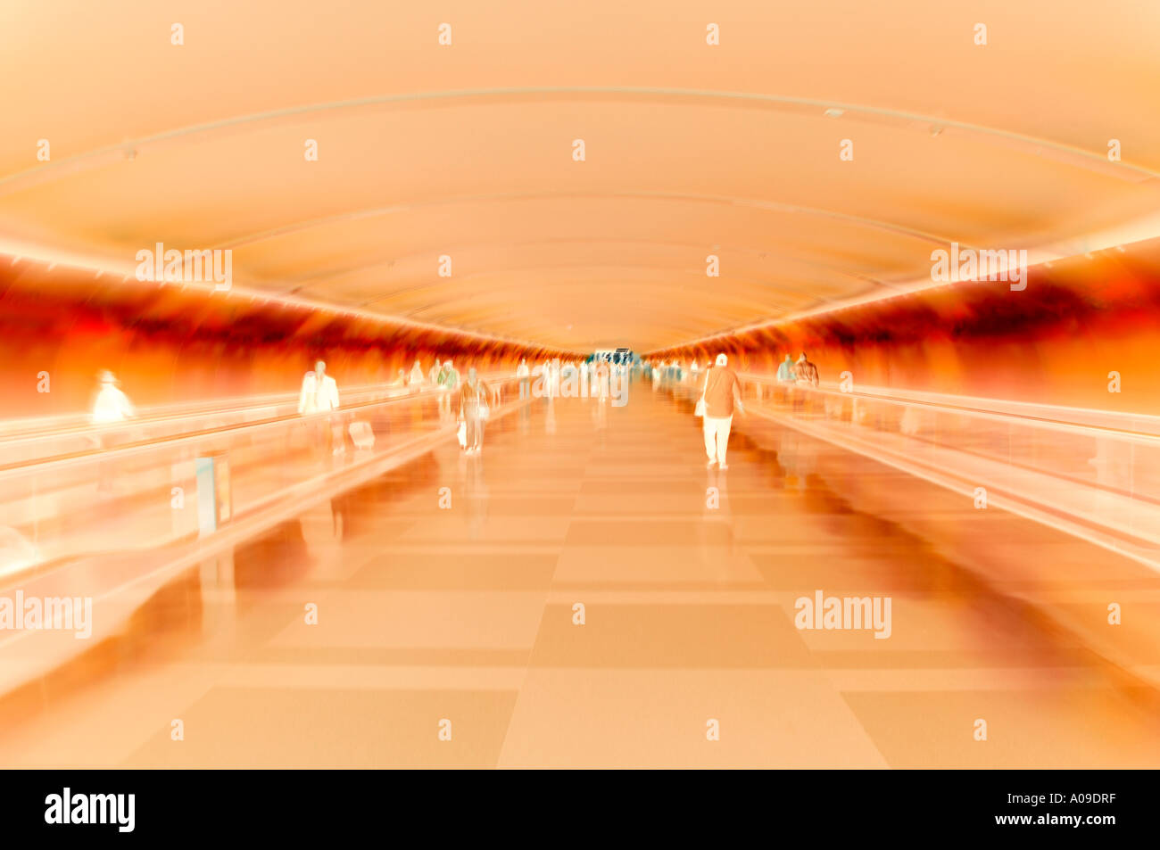 Airport moving pathway hi-res stock photography and images - Alamy