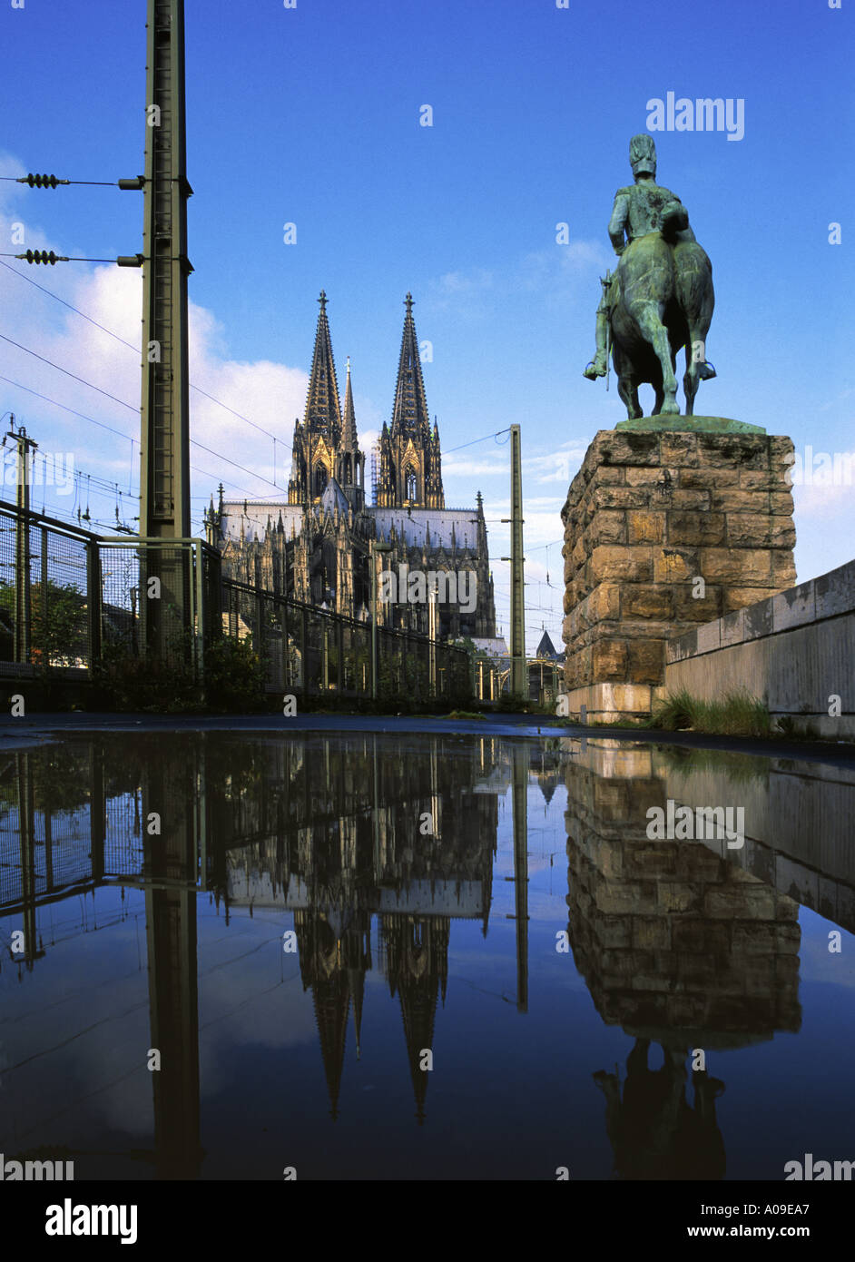 Cologne monuments hi-res stock photography and images - Alamy