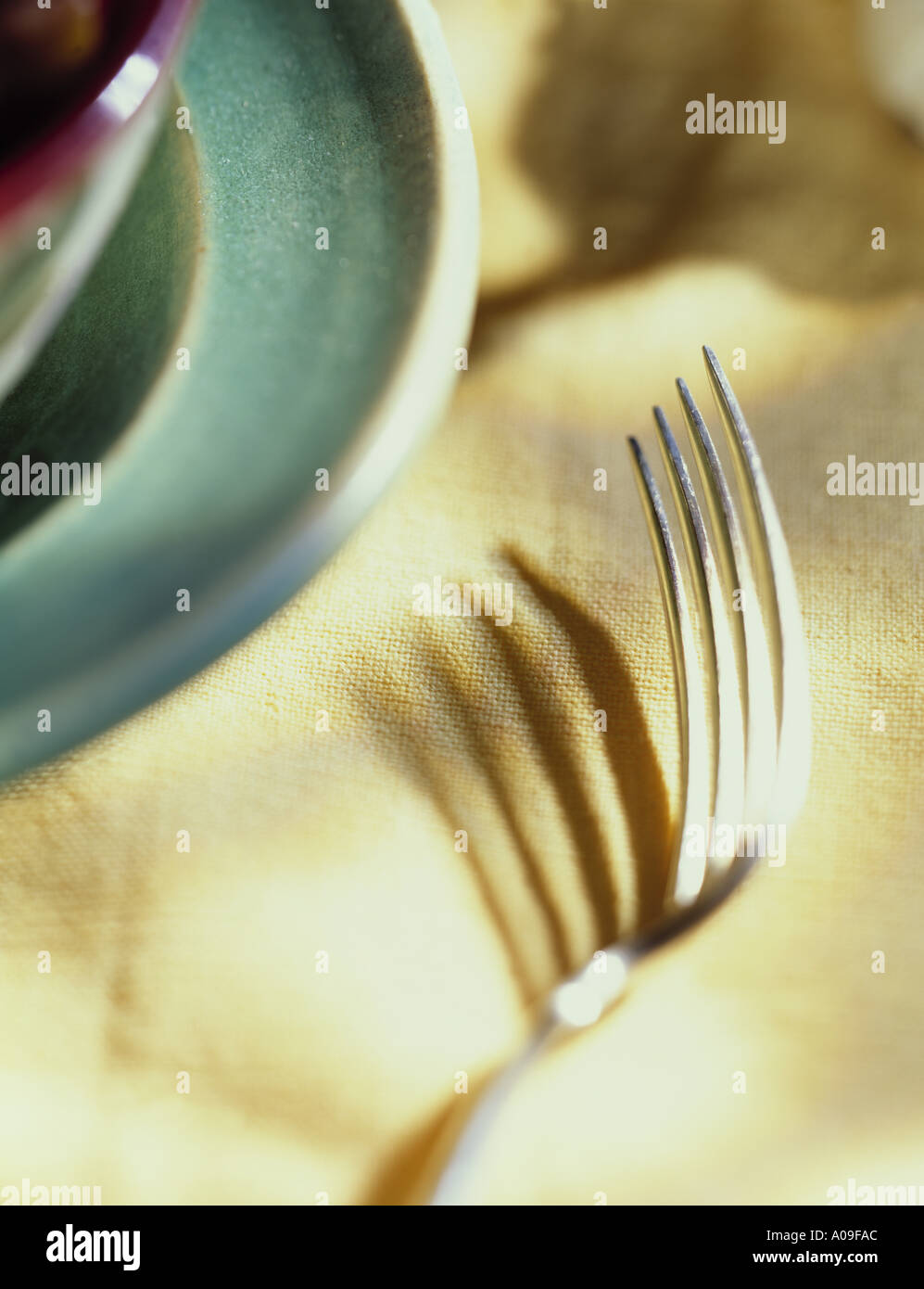 fork and plate Stock Photo - Alamy