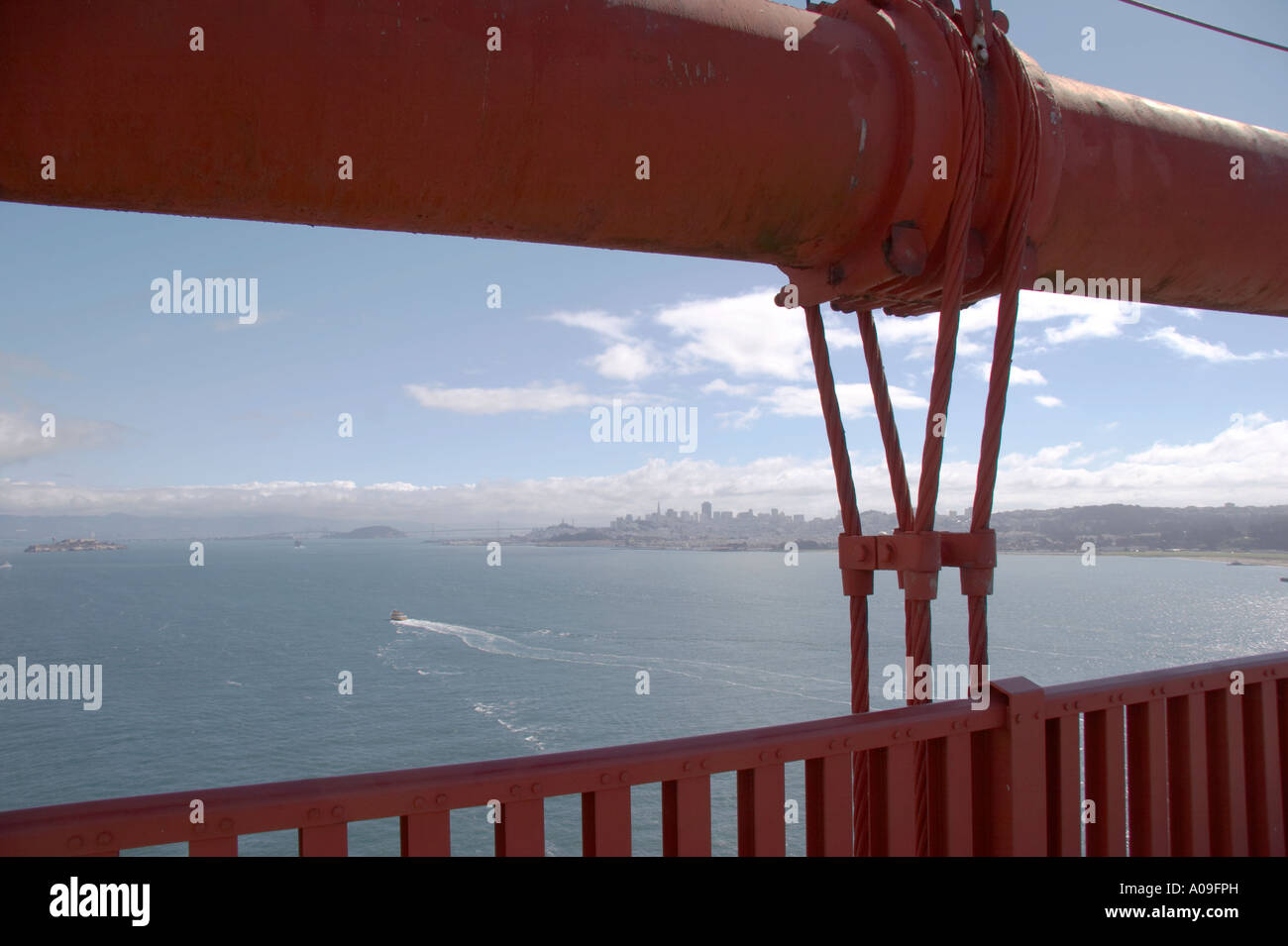 Sample of the Golden Gate Bridge Cable Stock Photo - Alamy