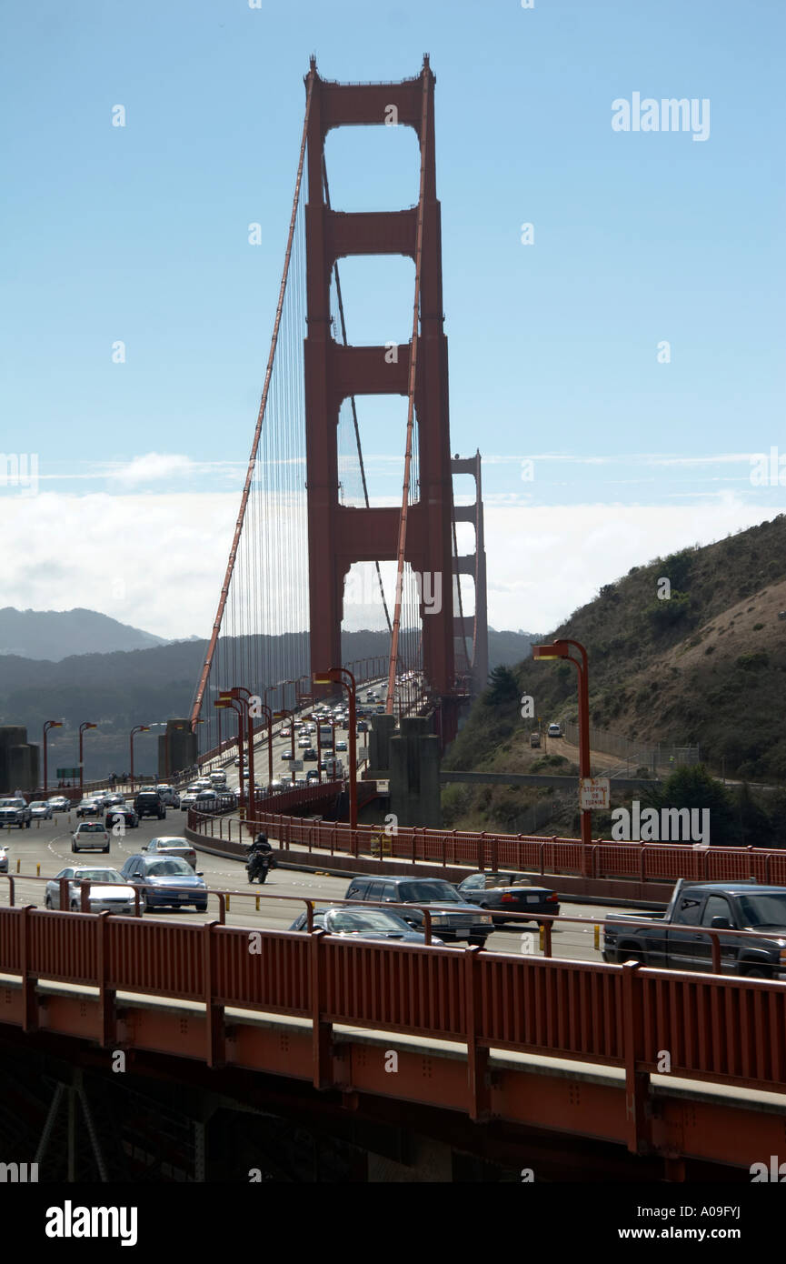 US Highway 101 over the famous Golden Gate Bridge in San Francisco ...