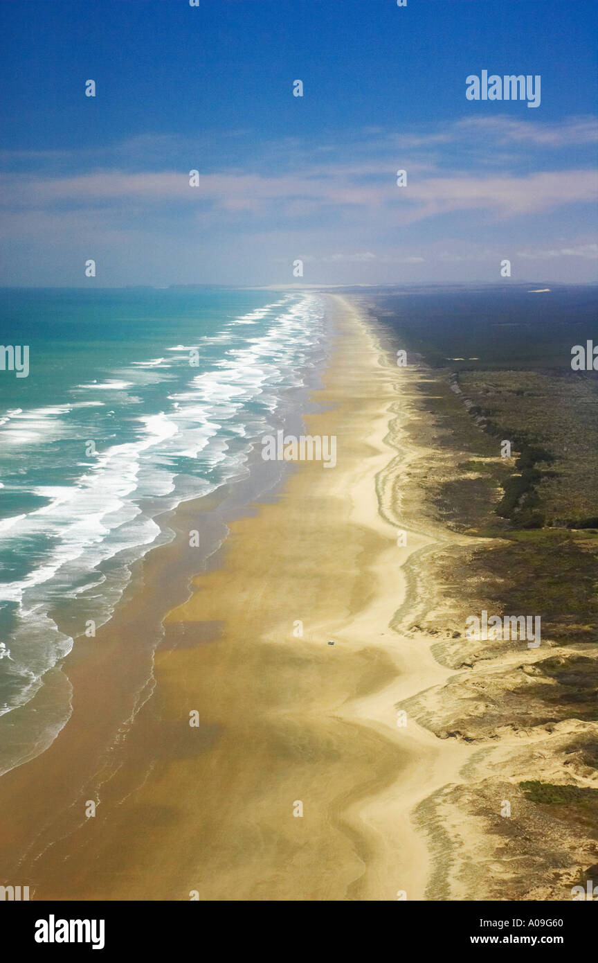 Ninety mile beach new zealand surf hi-res stock photography and images ...