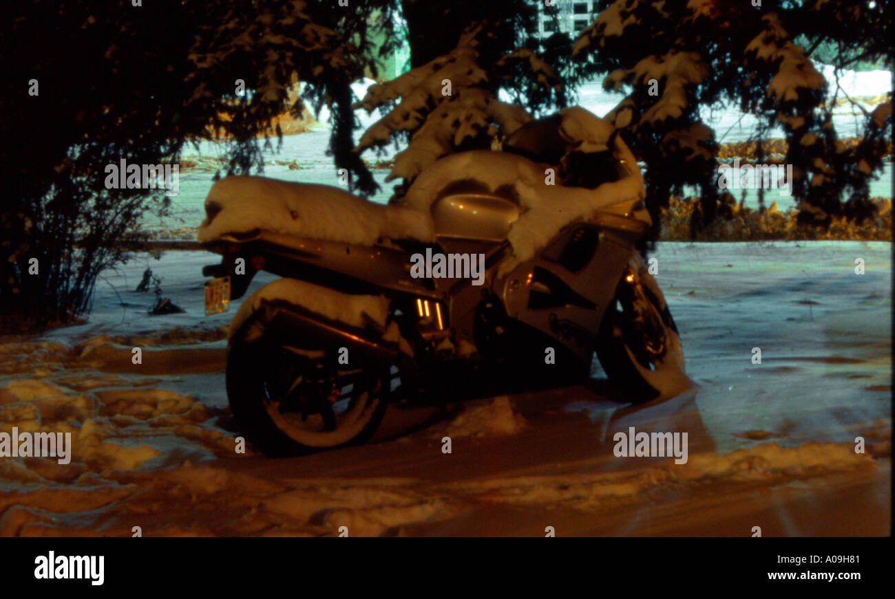 Motorcycle shelter hi-res stock photography and images - Alamy