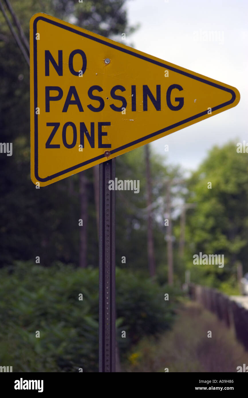 Car passing a road sign hi-res stock photography and images - Alamy