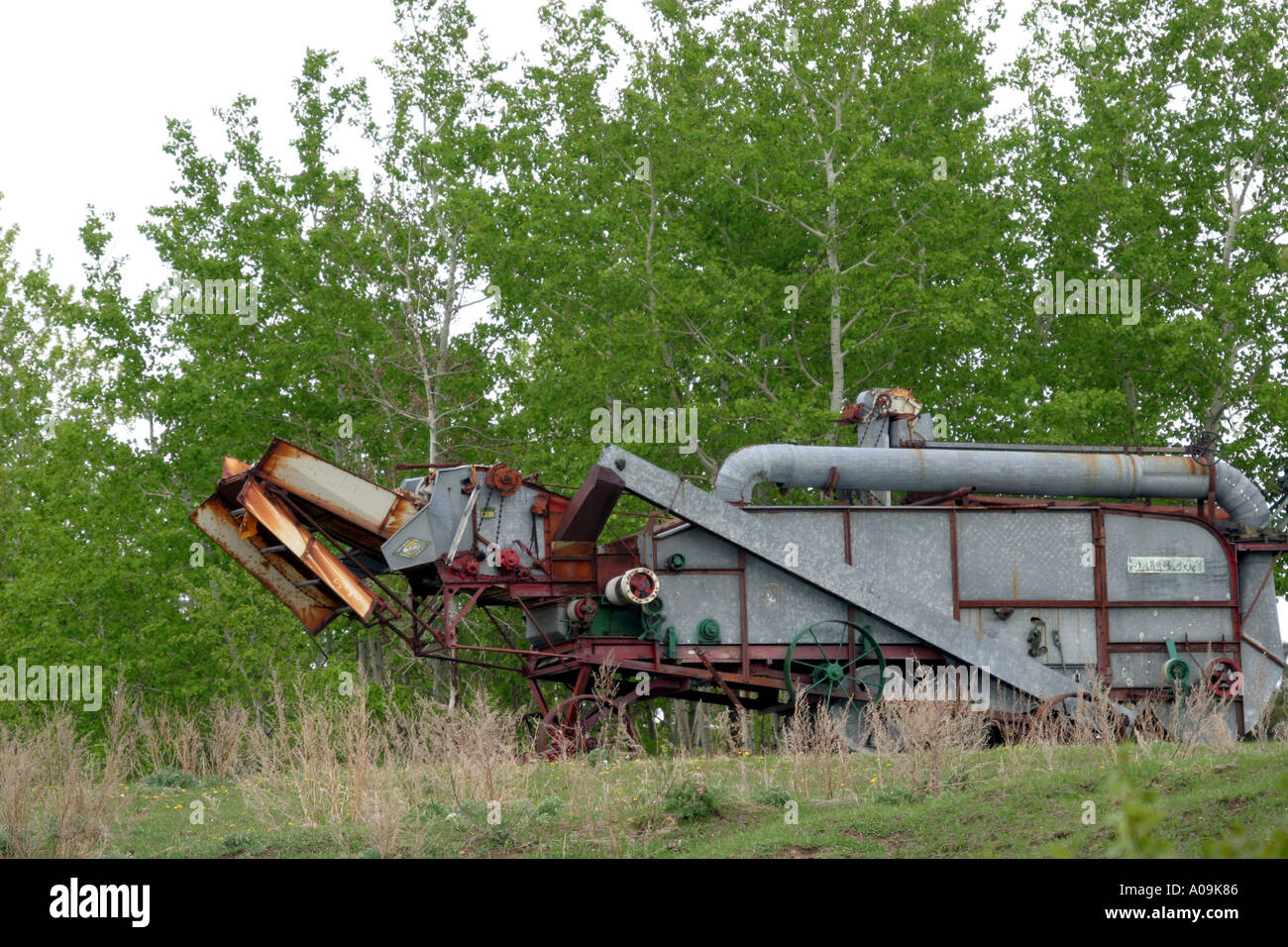 Old antique thrashing machine Stock Photo - Alamy