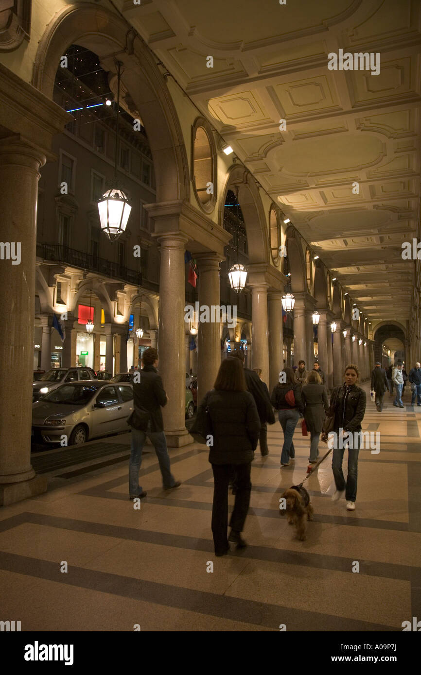 Via roma arcade hi-res stock photography and images - Alamy