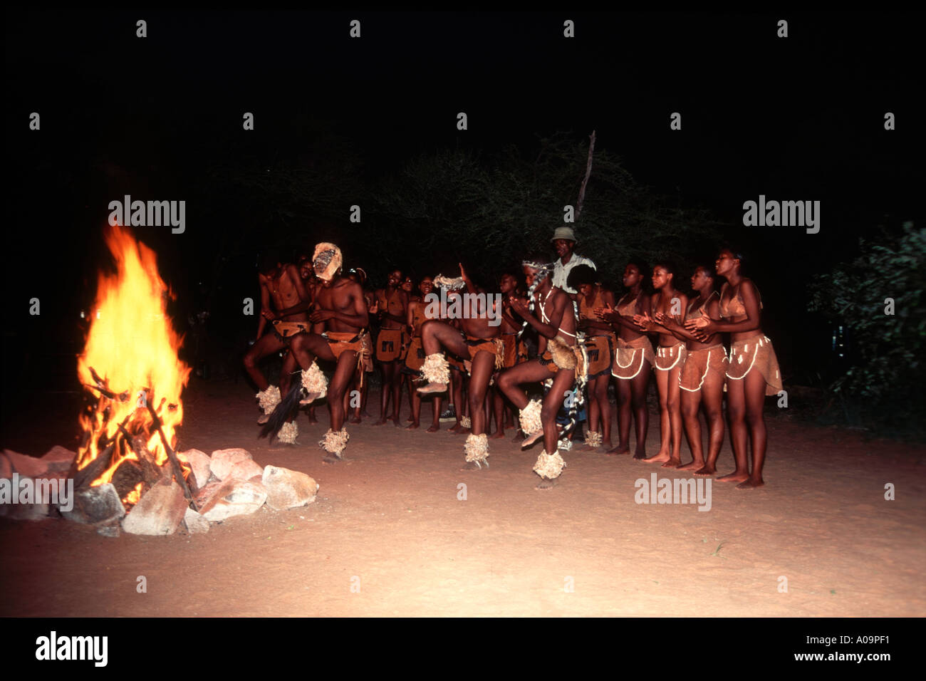 Traditional dancers botswana hi-res stock photography and images - Alamy