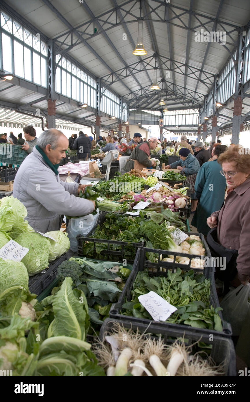 Porta palazzo torino market hi-res stock photography and images - Alamy