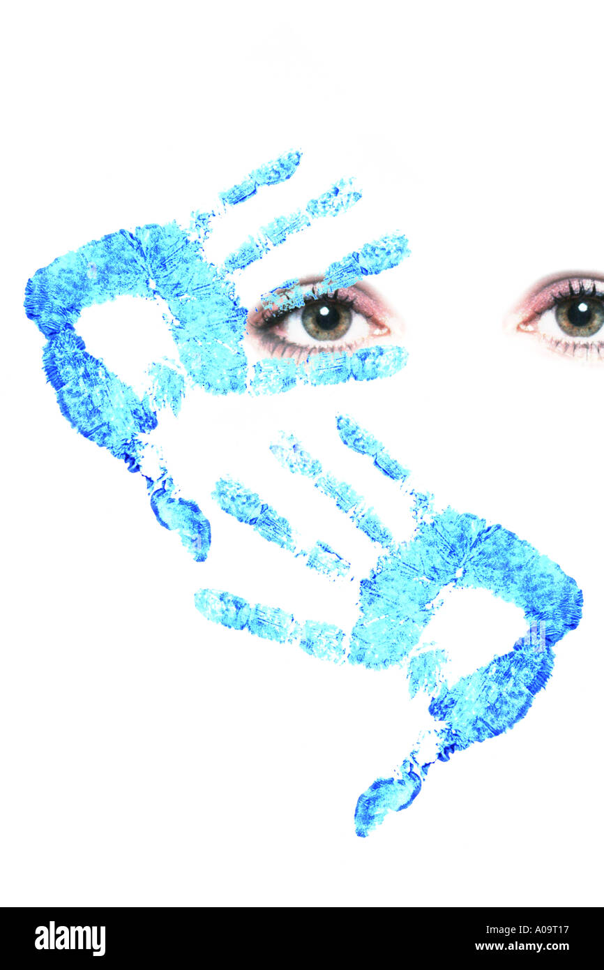 Peer eyes hi-res stock photography and images - Alamy