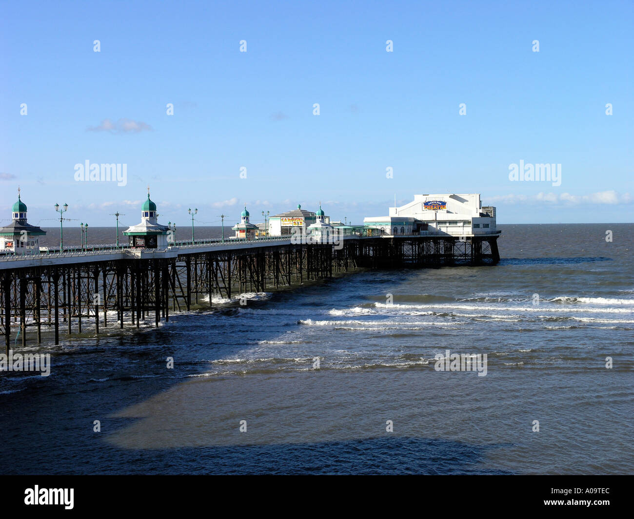 Blackpool north shore hi-res stock photography and images - Alamy