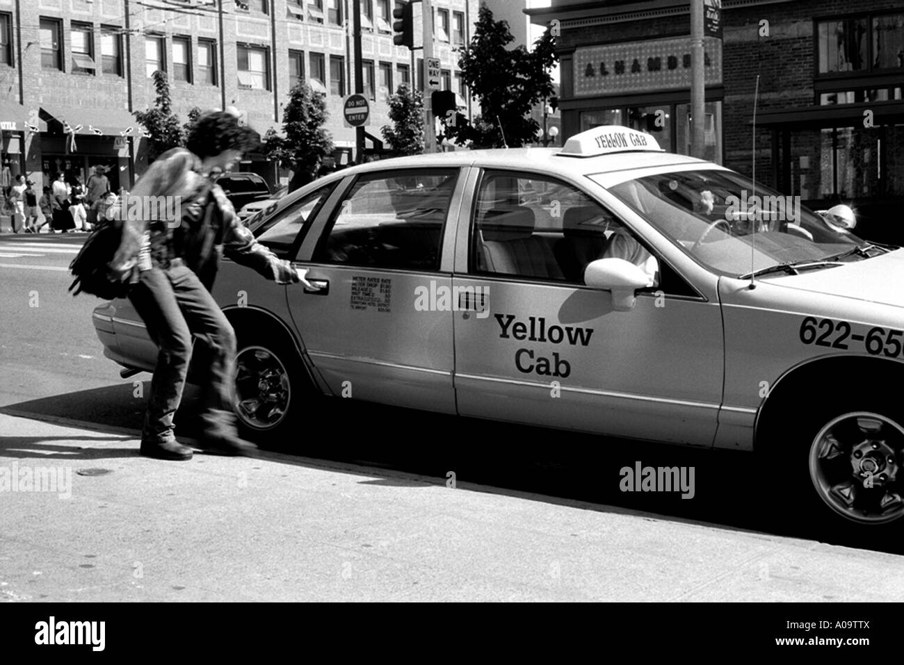 Yellow cab seattle hi-res stock photography and images - Alamy