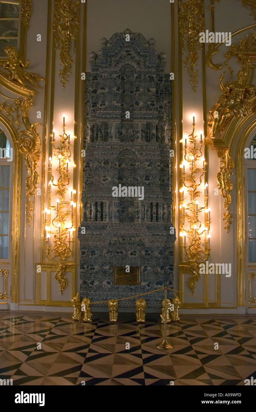 Russian ceramic stove hi-res stock photography and images - Alamy