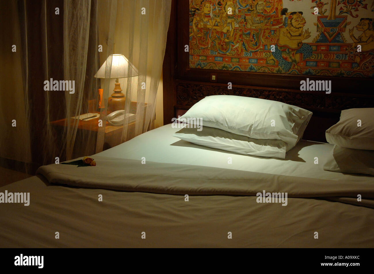 Luxurious four poster bed with mosquito net, Balinese Hotel, Ubud, Bali ...