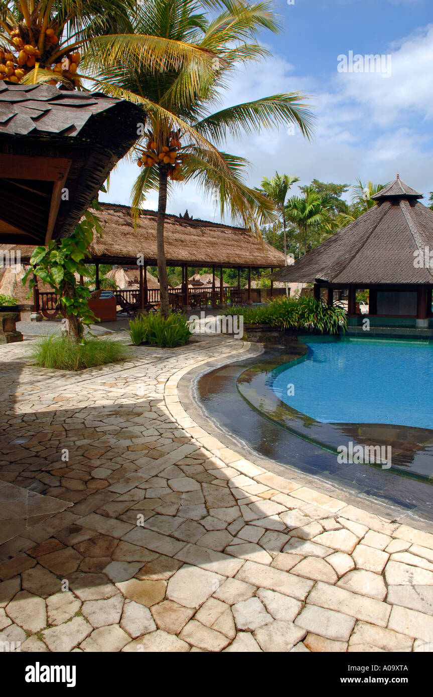 swimming pool and water terrace, luxury hotel resort, Ubud, Bali ...