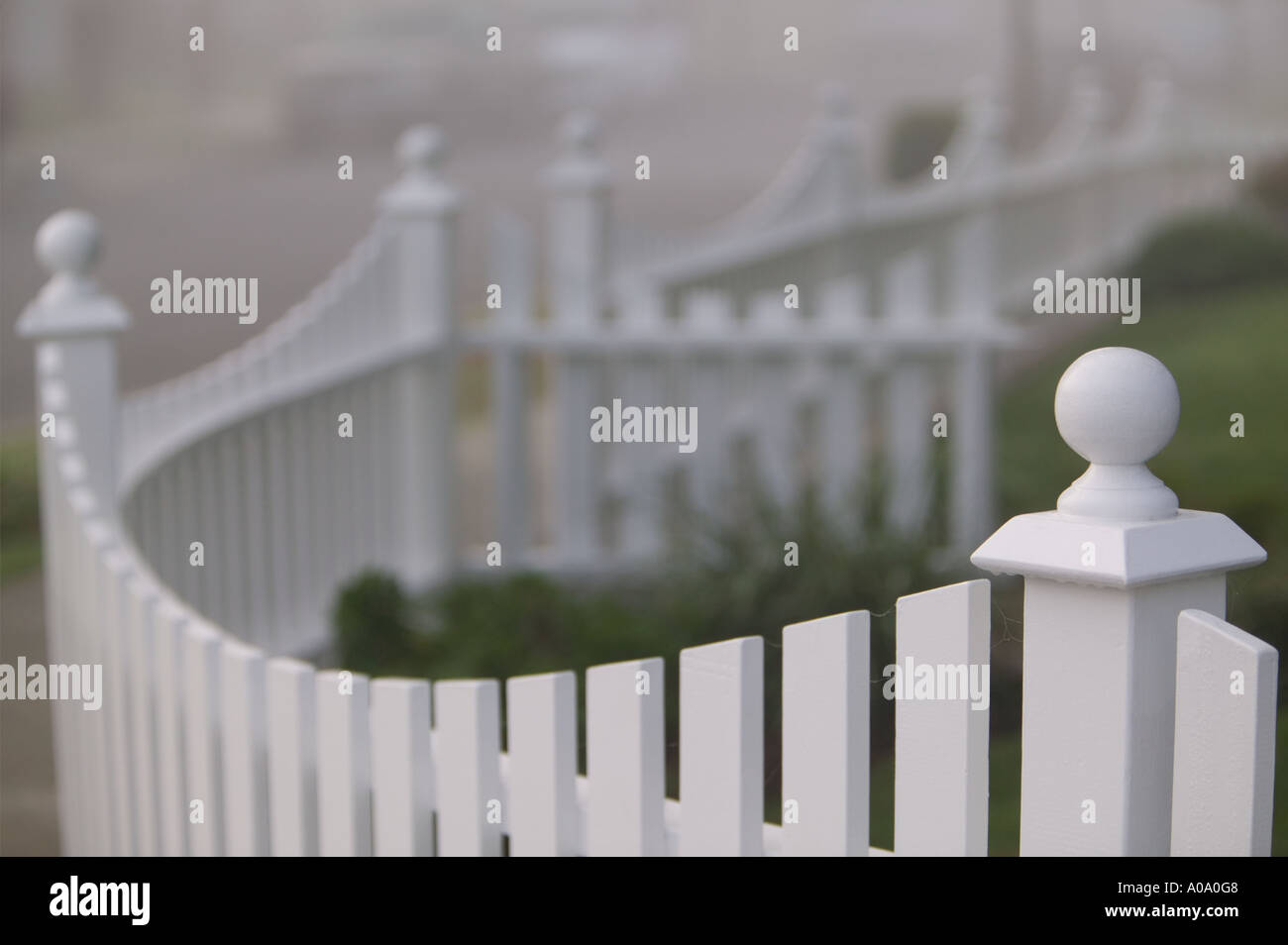 Fog fences hi-res stock photography and images - Alamy