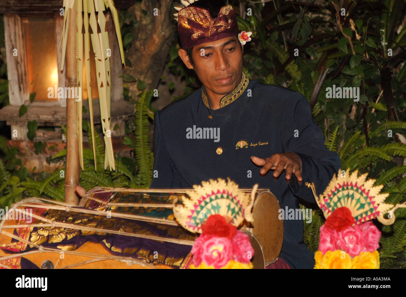 Gamelan orchestra playing ubud bali hi-res stock photography and images ...