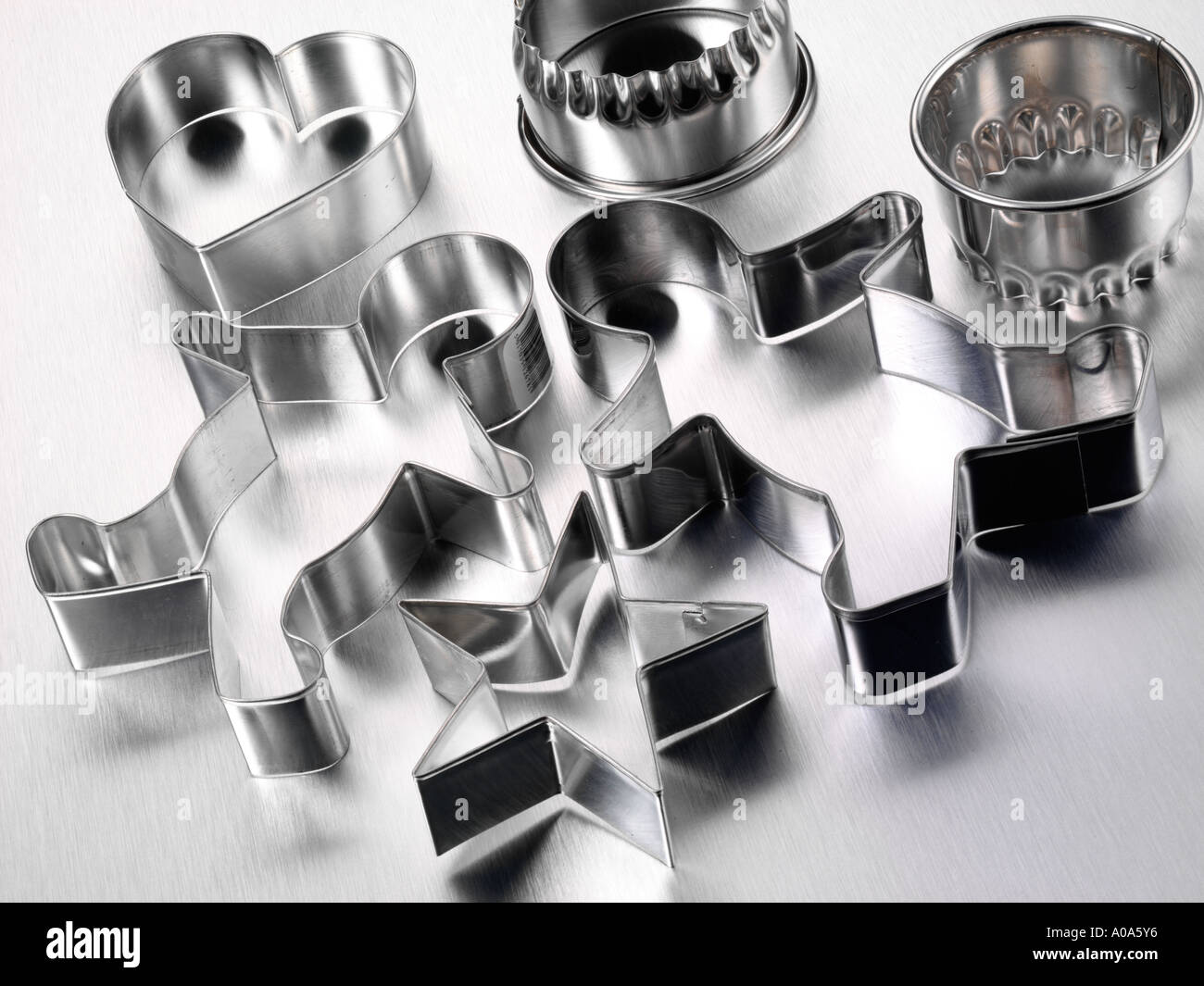 Cookie cutters hi-res stock photography and images - Alamy