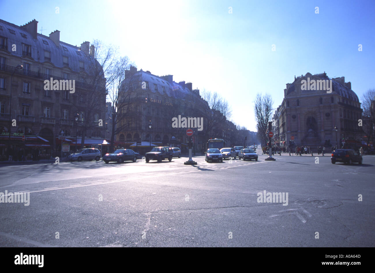 Intersection paris hi-res stock photography and images - Alamy
