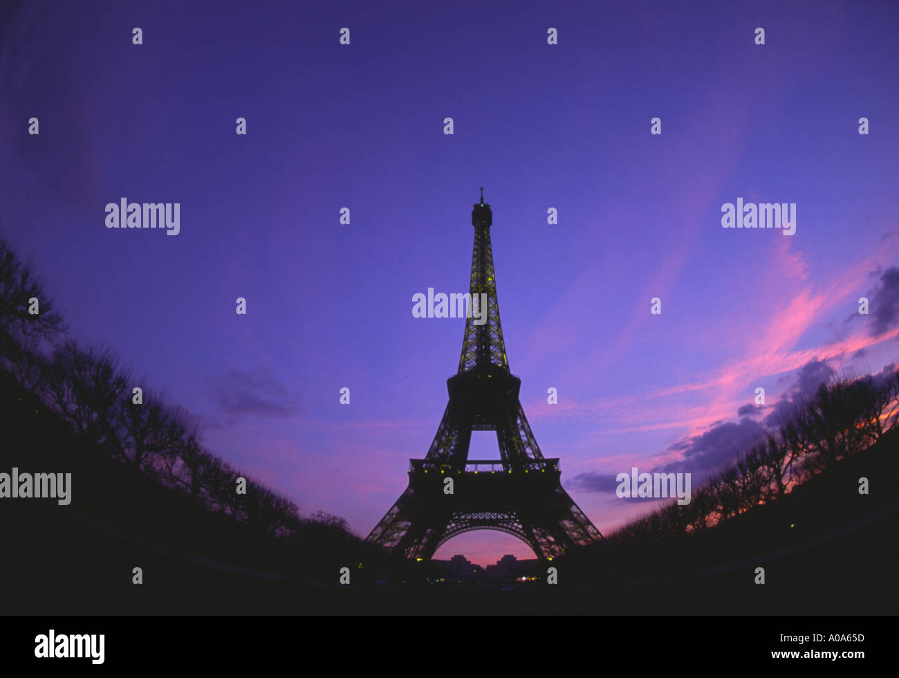 Eiffel Tower at sunset Paris 550 Stock Photo - Alamy
